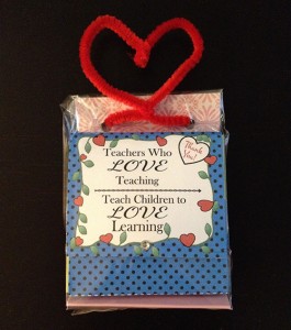 DIY Valentine Teacher Appreciation Sticky Note Gift | Sing Laugh Learn